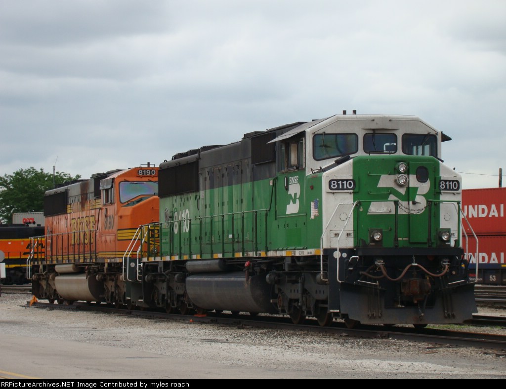 BNSF 8110